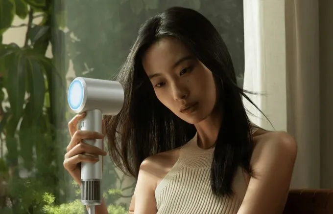 Кому нужен Dyson, когда Xiaomi сливает топовый фен в 10 раз дешевле ...